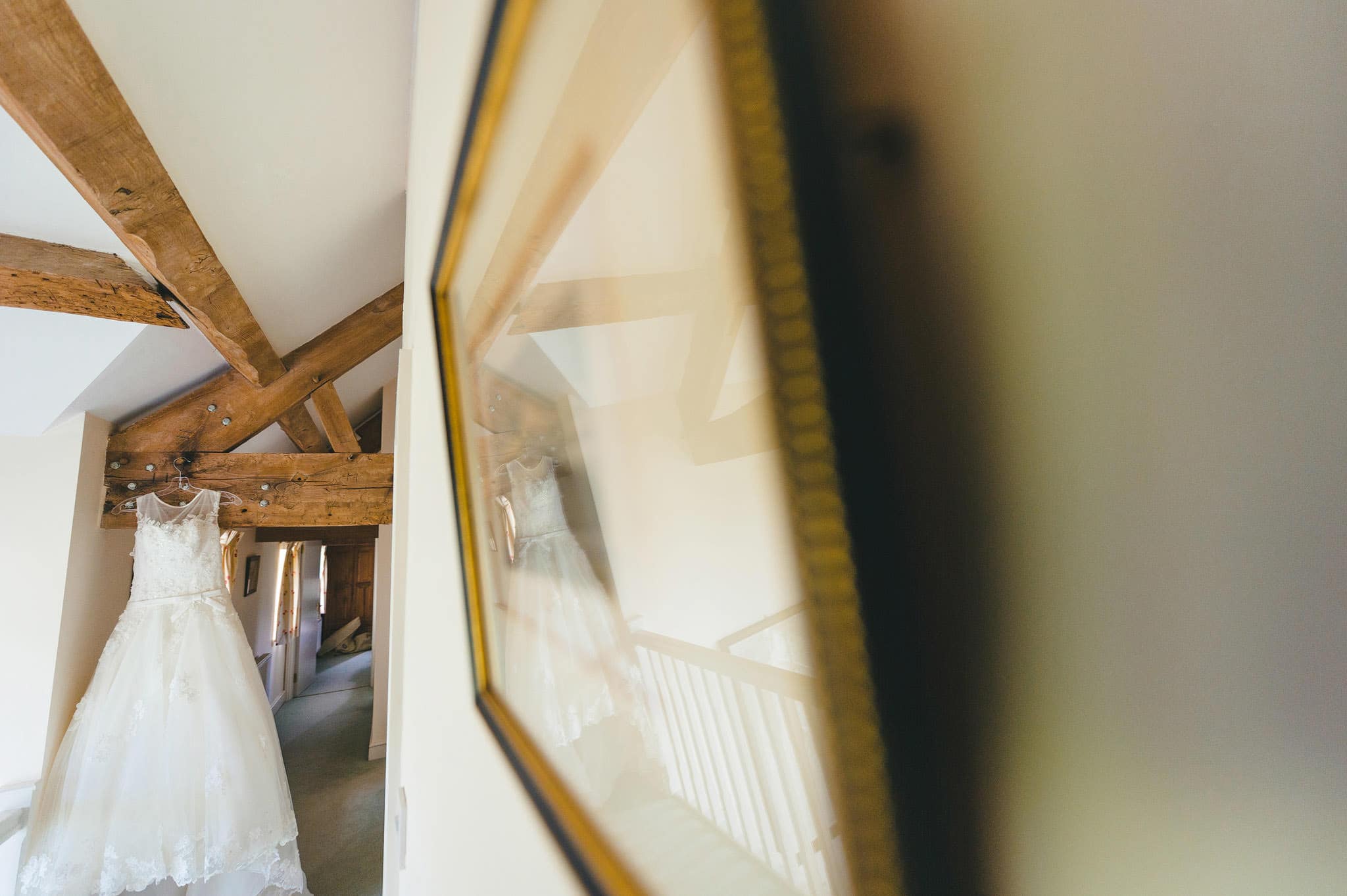 Lyde Court barn wedding photography Hereford | Kathryn + Chris ...